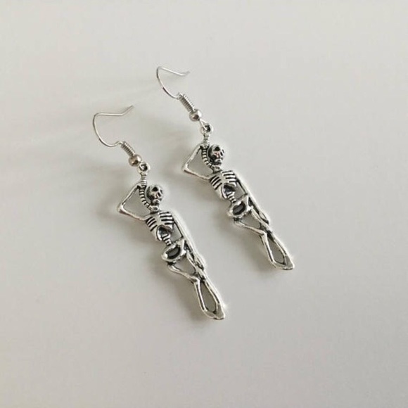Kathrono | Jewelry | Spooky Skeleton Bones Noose Hanging Drop Earrings ...